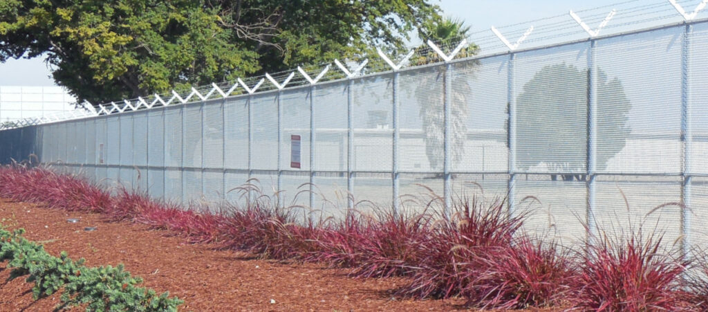 Commercial Fence Company-Interstate Fence Co.- Bay Area over 30 years
